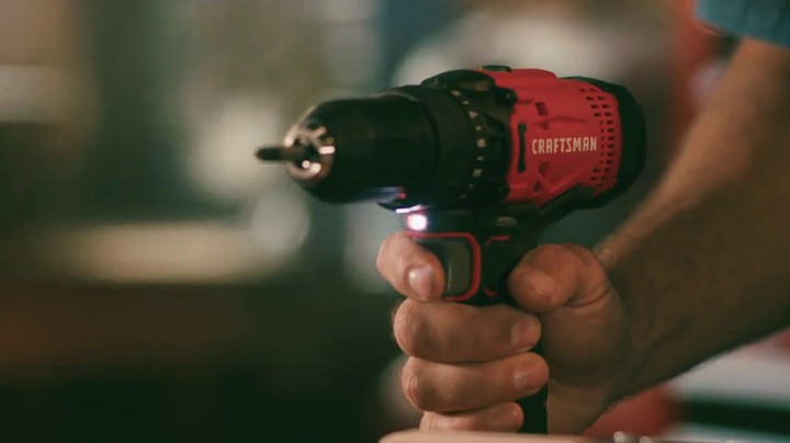 Watch CRAFTSMAN V20 Cordless Drill/Driver Kit ﹙CMCD700C1﹚ on Amazon Live