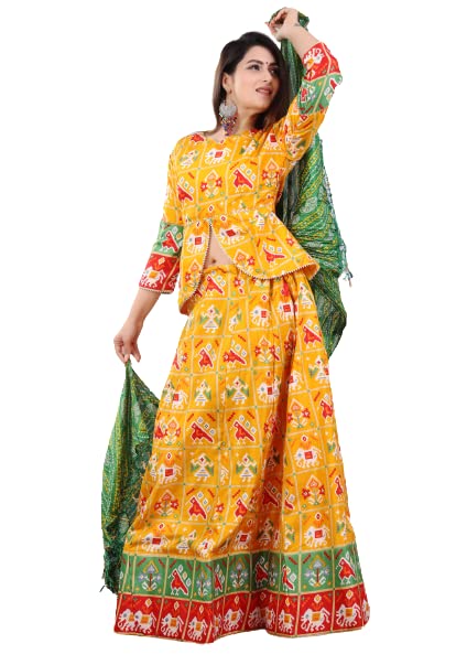 Buy GLAMHUB Traditional Gujarati Patola Print Paplem(Kurti) With ...