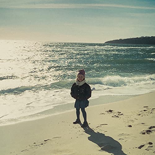 Écouter Big Questions par Laura Lucas sur Amazon Music Unlimited