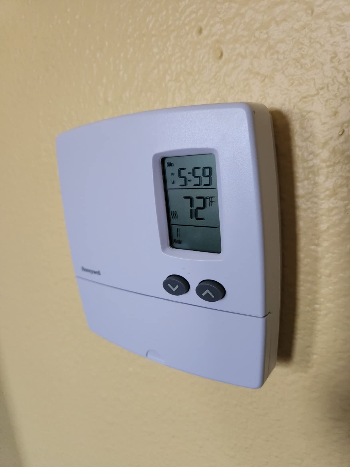 $6/mo - Finance Honeywell Home YRLV4300A1014/E2 Programmable Electric ...