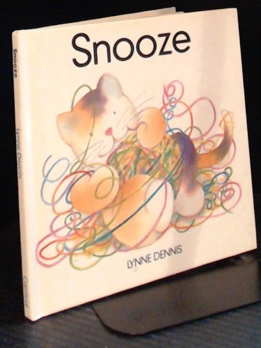 Snooze (Kitten Capers): Dennis, Lynne: 9780001954045: Amazon.com: Books