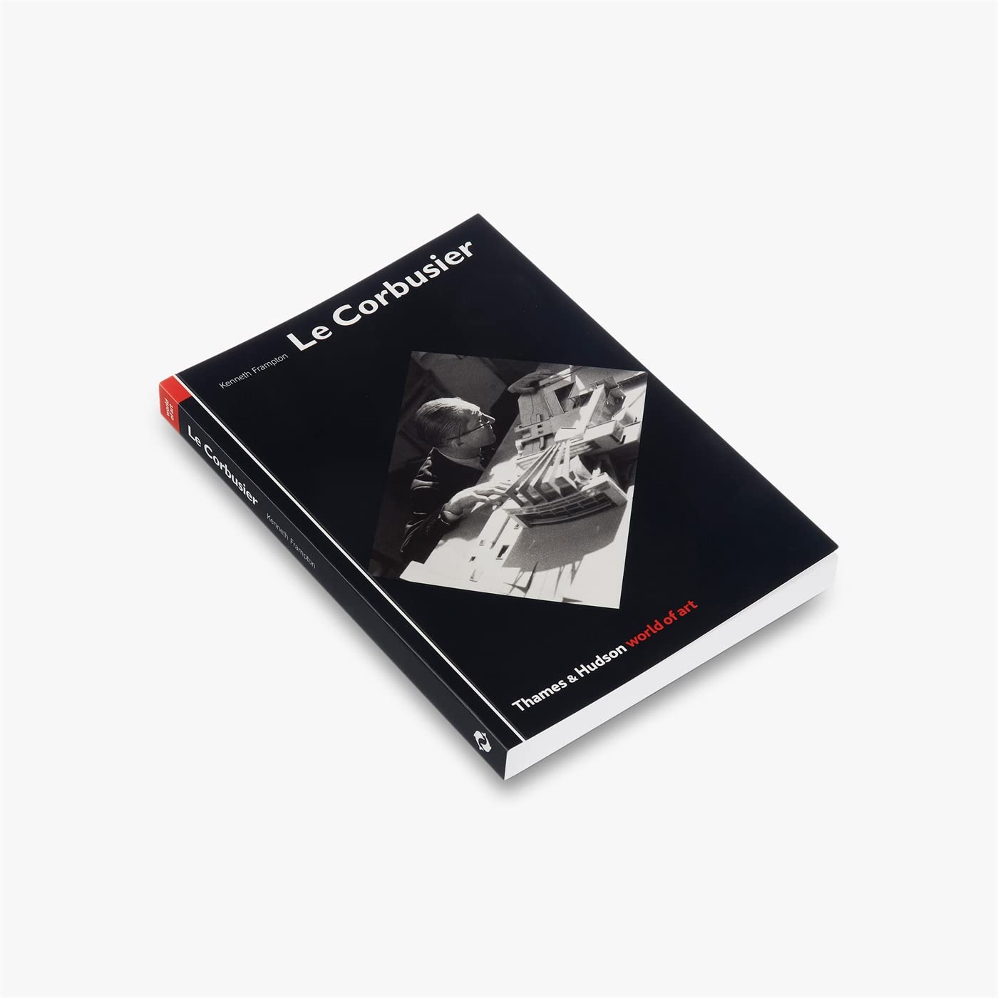 Le Corbusier (World of Art): Frampton, Kenneth: 9780500203415: Amazon ...