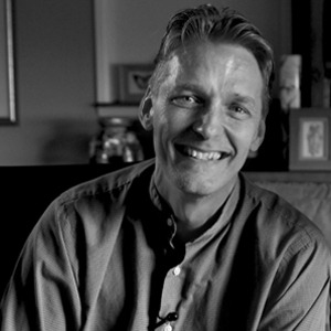 Amazon.com: Mark Salzman: books, biography, latest update