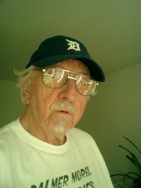 Amazon.com: Larry Rochelle: books, biography, latest update