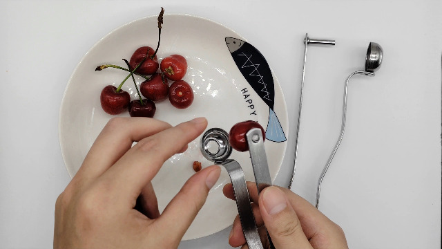Melon Baller 5 Best Cherry Pitter - Removing Cherries Pits Is Quick And ...