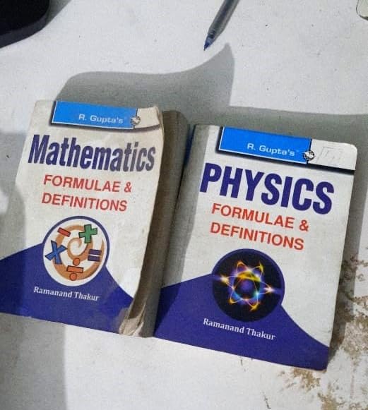 Buy Physics Formulae & Definitions Book Online at Low Prices in India ...