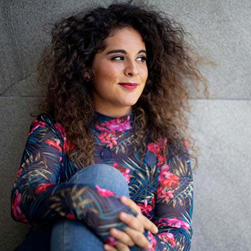 Écouter Esa Sonrisa par Carolina Slim sur Amazon Music Unlimited