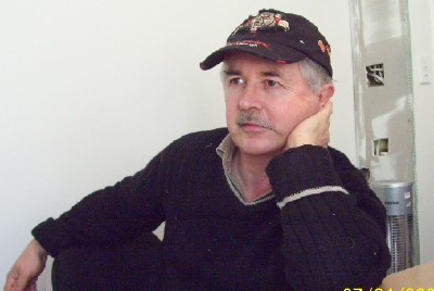 Beekeeping A Beginners Guide: How to Keep Bees and Develop Your ...