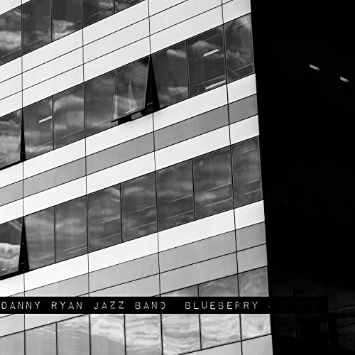 Blueberry Street by Danny Ryan Jazz Band on Amazon Music - Amazon.com