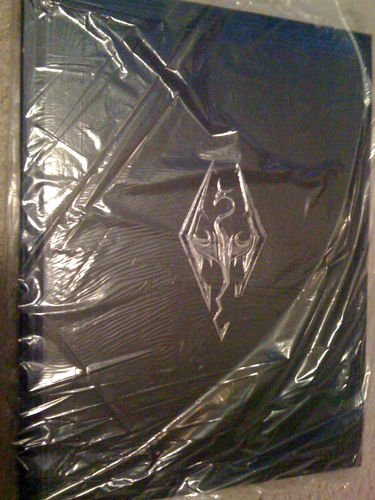 The Elder Scrolls V Skyrim Art Book from collectors edition ...