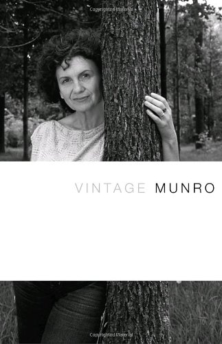 Vintage Munro: Munro, Alice: 9781400033959: Amazon.com: Books