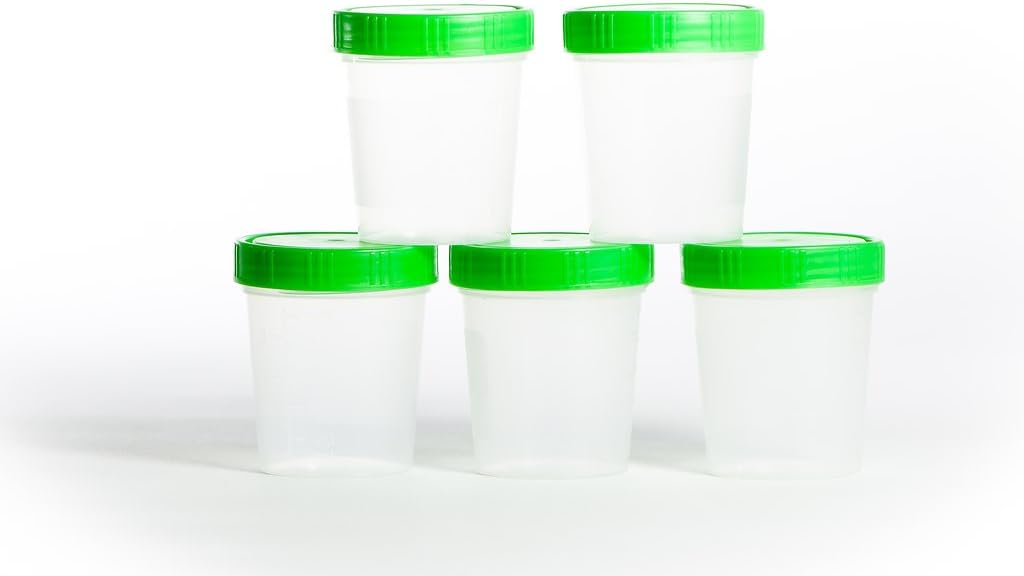 Transparent Plastic Beakers with Green cap/screw lids by Colourlock ...