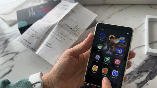 Watch 4 inch MP3 player on Amazon Live