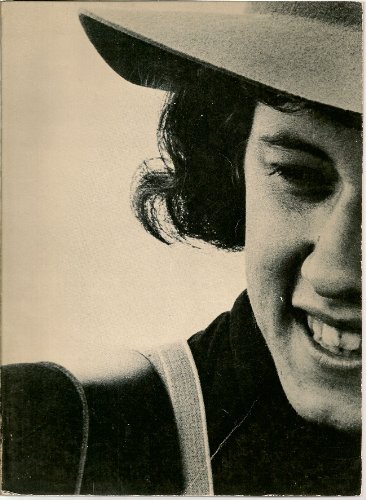 Amazon.co.jp: Arlo Guthrie Book : Guthrie, Arlo, Wise, Herbert: 洋書