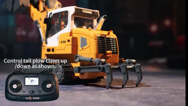 Watch Remote-controlled loader function demonstration on Amazon Live