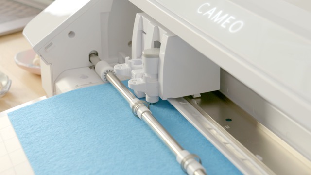 Watch Cameo 4 Rotary Blade in Action on Amazon Live