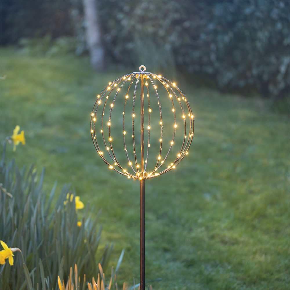 SolarCentre® Shadforth Outdoor Solar Powered Sphere Stake Light ...