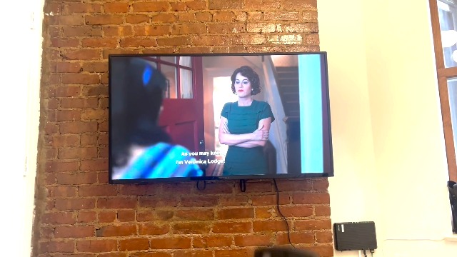 Watch the latest from Shop with Victoria on Amazon Live