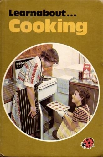 Cooking (A Ladybird Book): Amazon.co.uk: Peebles, Lynne; Photographs By ...
