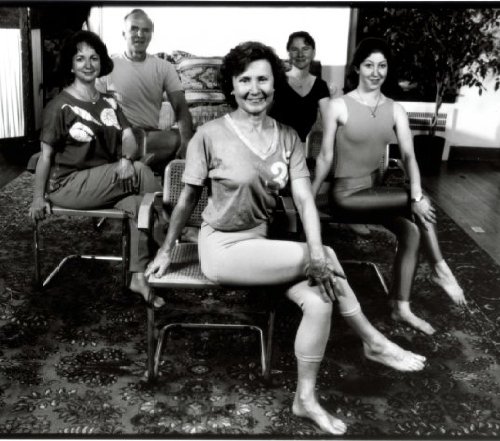 Amazon.com: Armchair Fitness: Yoga Health : Pat Hulbert, Clare Crawford ...