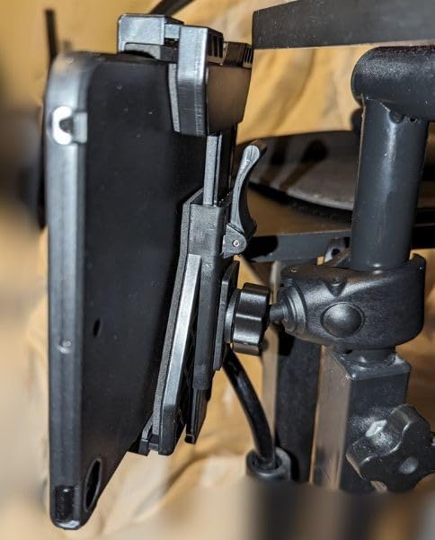 Amazon.com: Treadmill Tablet Holder, Elliptical Tablet Holder for ...