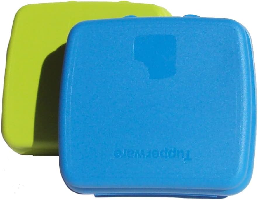 Amazon.com: Tupperware Sandwich Keeper Bright Blue: Home & Kitchen