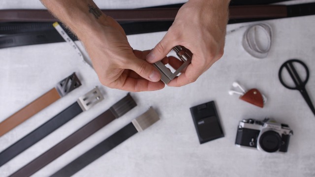 Watch How a Ratchet Belt Works on Amazon Live