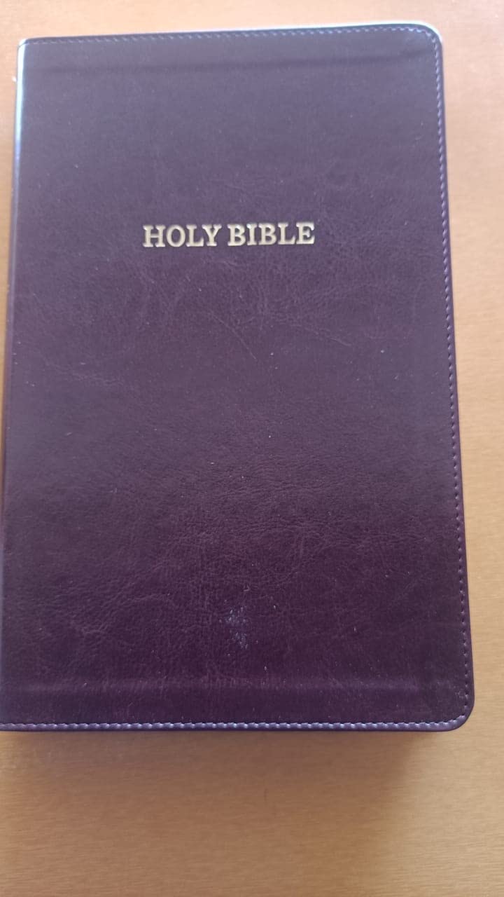 Buy KJV Holy Bible: Thinline Center-Column Reference Bible, Black ...