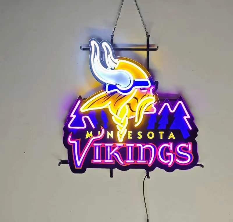 Amazon.com : Queen Sense 24"x24" For Minnesotas Sports League Viking ...