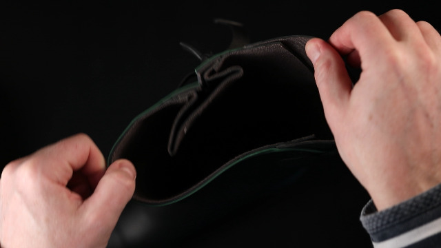 Watch Extra Wide Calf Rain Boots - Up to 20 inch Calves on Amazon Live