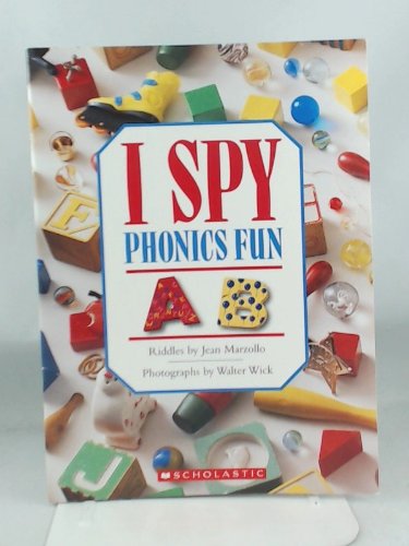 I Spy: Phonics Fun: 9780545003155: Books - Amazon.ca