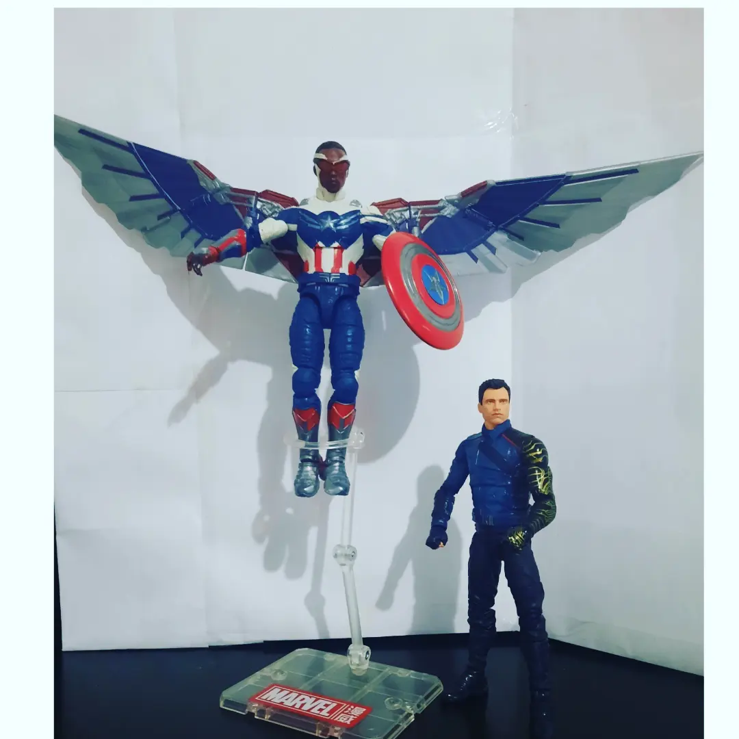 Amazon.com: Avengers Hasbro Marvel Legends Series 6-inch Action Figure ...