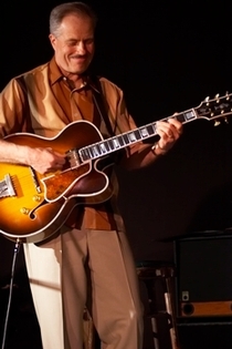 Amazon.com: Dan Papaila: books, biography, latest update