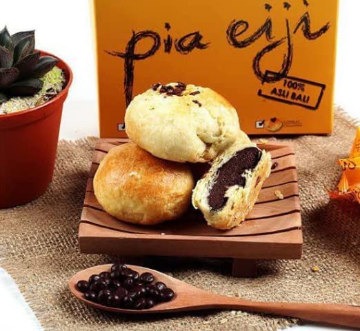 Amazon.com : Pia Eji rasa Coklat (Pack of 6) : Grocery & Gourmet Food