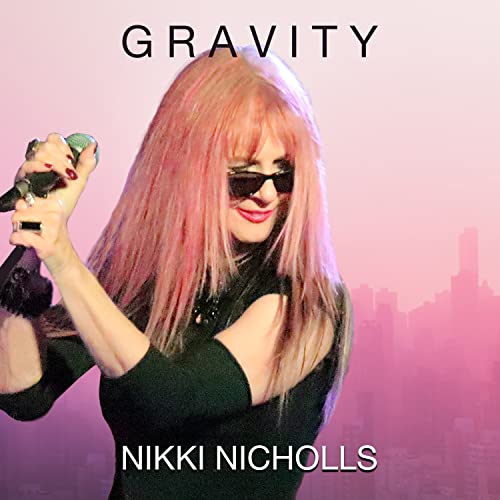 Écouter Gravity par Nikki Nicholls sur Amazon Music Unlimited