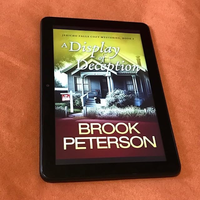 A Display of Deception: Jericho Falls Cozy Mysteries, Book 3 - Kindle edition by Peterson, Brook ...