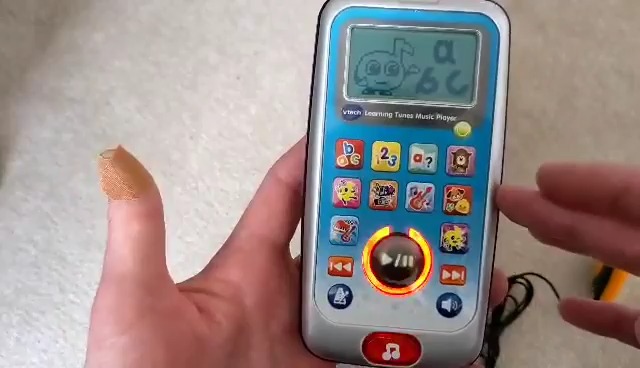 Watch VTech Rock and Bop Music Player Review on Amazon Live