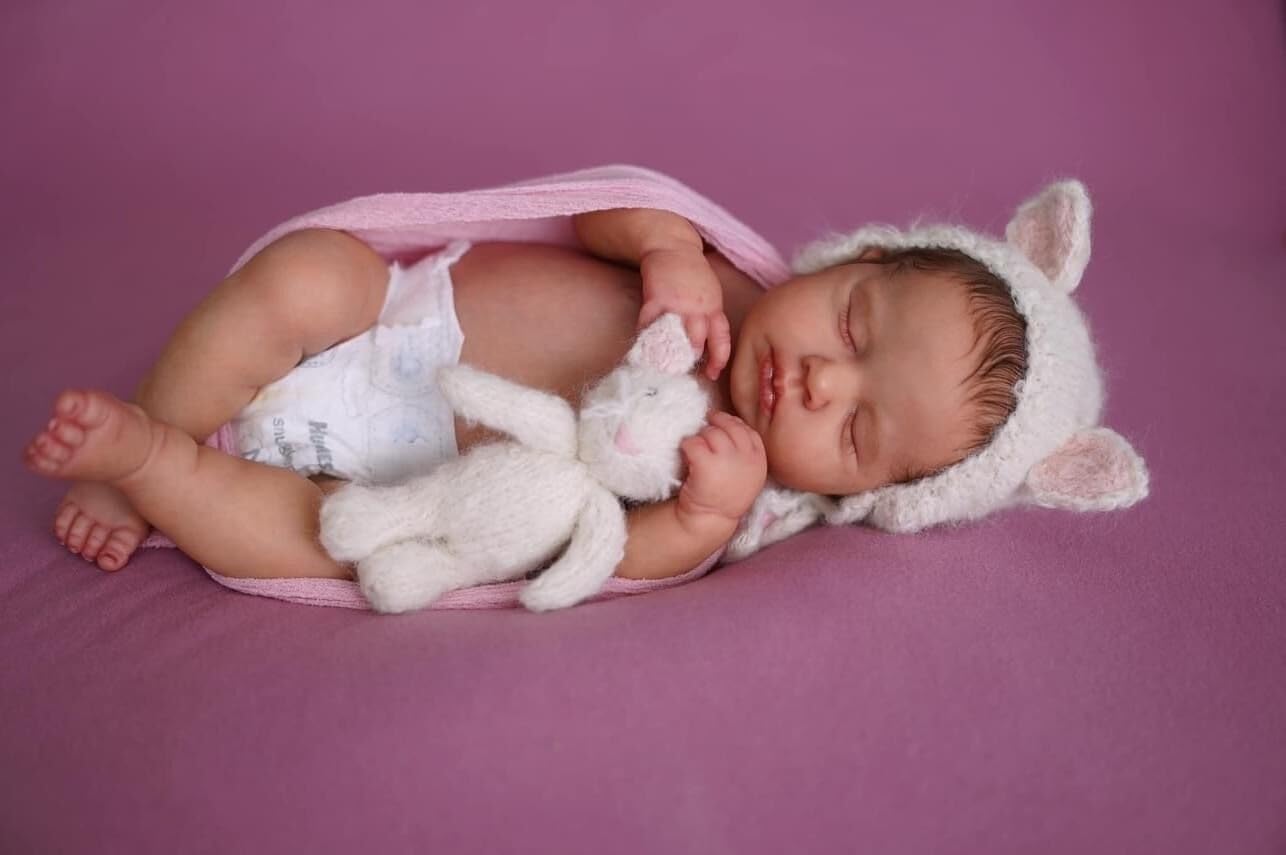 Amazon.com: RXDOLL Sleeping Newborn Doll Girl 20 inch Reborn Baby Dolls ...