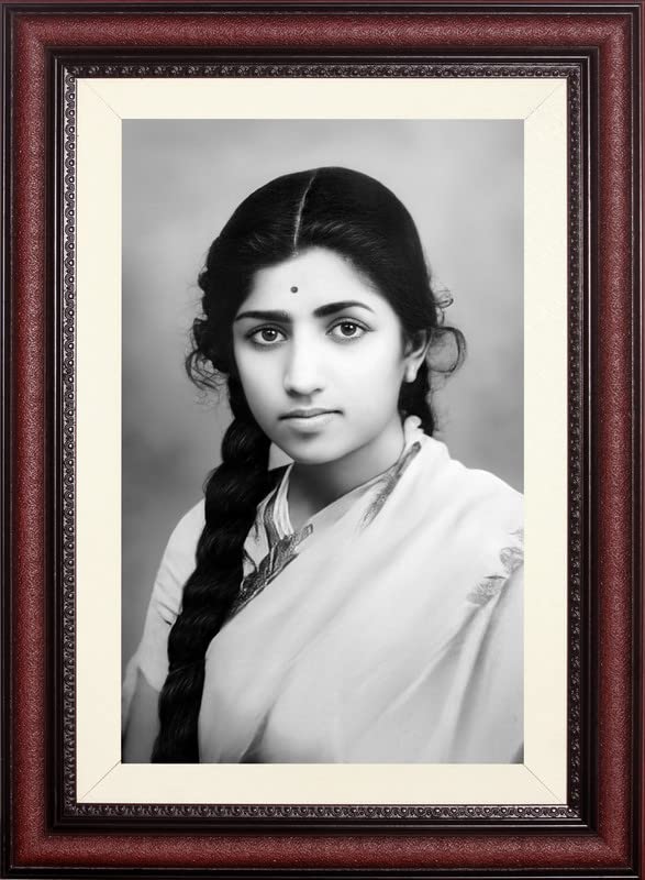 Wall Frame SINGER LATA MANGESHKAR 2 INCH PREMIUM FRAME | VELVET THERMAL ...