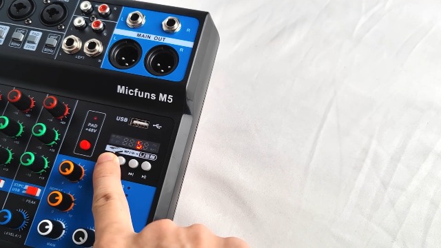 Watch Micfuns M5 audio mixer on Amazon Live