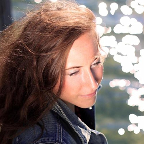 Spiele A Light With Hope von Sandra Andersson auf Amazon Music ab