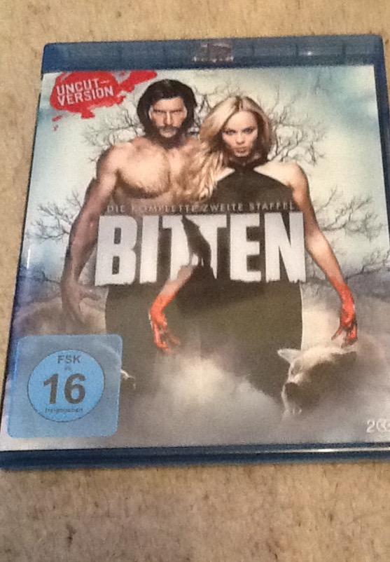 Bitten Complete Season 2 Uncut [Import]: Amazon.co.uk: Laura ...