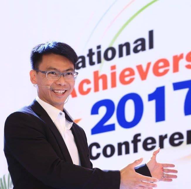 Amazon.com: Sean Seah: books, biography, latest update