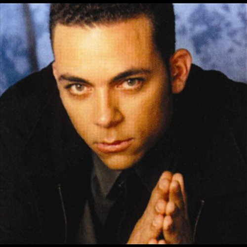 Play Tu Amante A Escondidas by Edward Lovell on Amazon Music