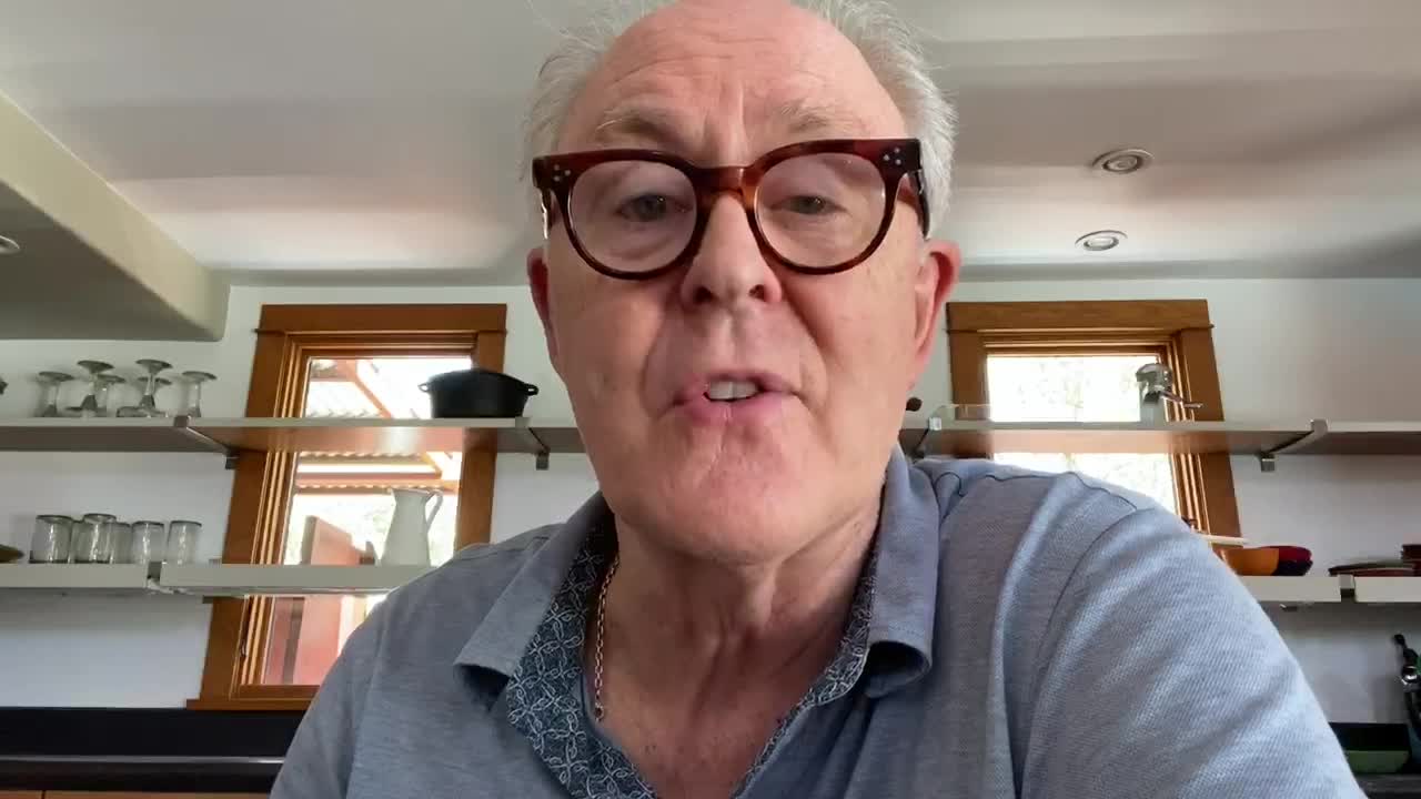 Watch Trumpty Dumpty Wanted a Crown on Amazon Live