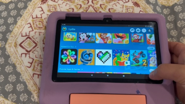 Watch Honest Review of Amazon Fire 7 Kids Tablet ﹙2022﹚ - ages 3-7 on ...
