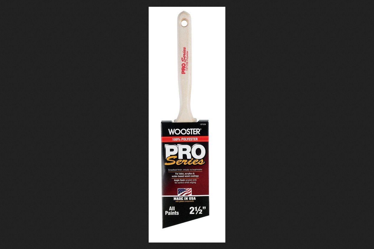 Amazon.com: Wooster Pro Series 2 1/2 in. W Angle Polyester Paint Brush ...