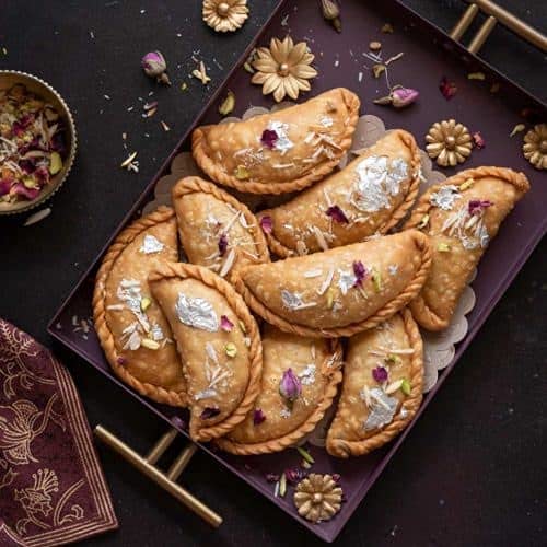 Hit Bite Sweet Dry Fruit Gujia Mithai Gifts Festival Box Sweets - Holi ...