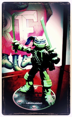 Amazon.com: Teenage Mutant Ninja Turtles Night Shadow Leonardo : Toys ...