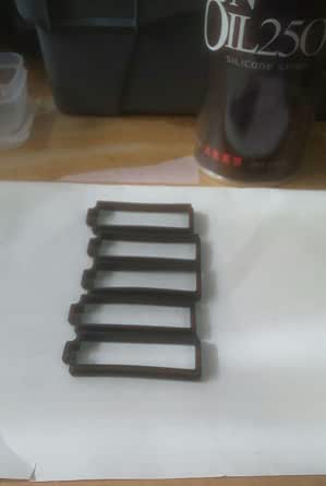 Amazon | KSC純正 M4(AR-15)ガスブロ共通マガジンシール5枚 | モデルガンパーツ 通販